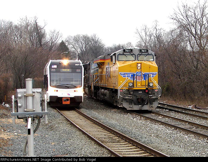 UP 7611 and NJT 3507